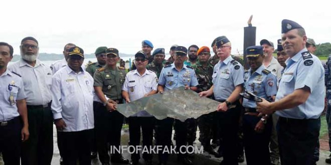 Kepala Staf Koopsau III Serahkan Serpihan Catalina Kepada AU Australia ...